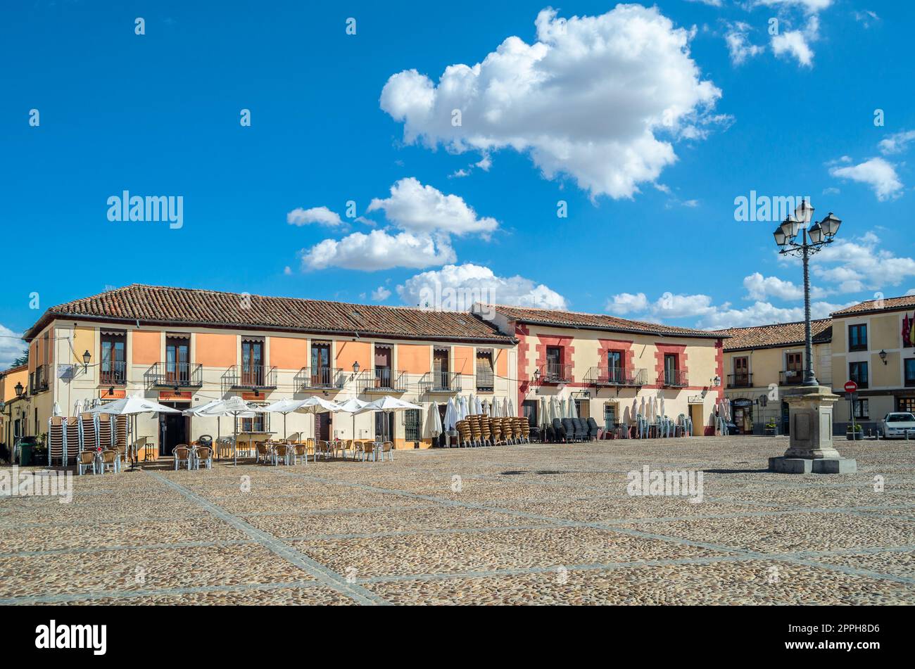 Typical madrid building called hi-res stock photography and images - Alamy