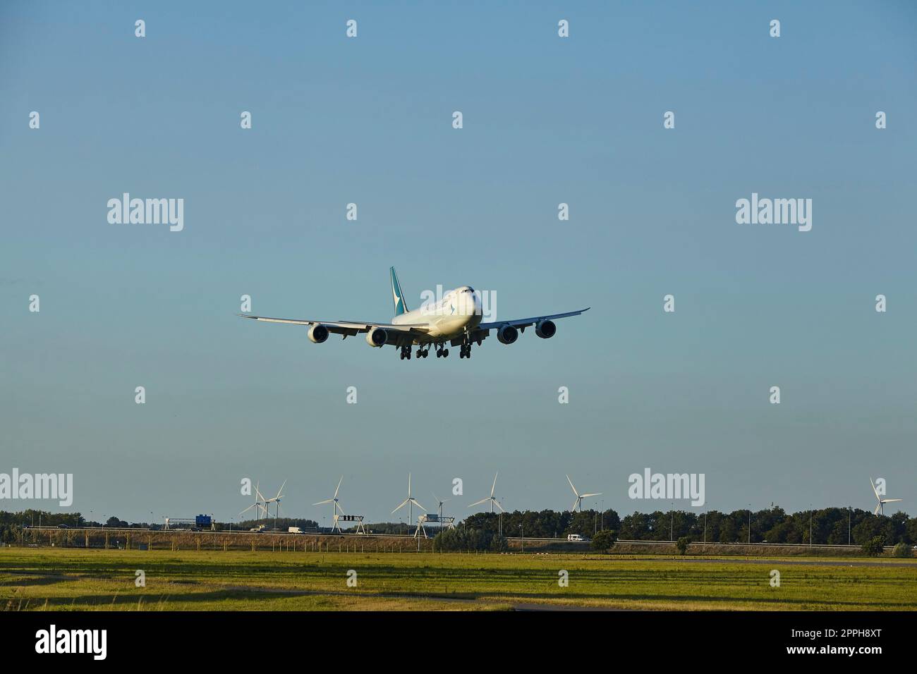 Amsterdam Airport Schiphol - Boeing 747-867F of Cathay Pacific Cargo ...