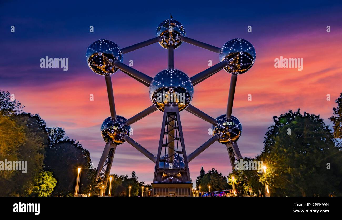 The Atomium, the famous landmark of Brussels, Belgium Stock Photo - Alamy