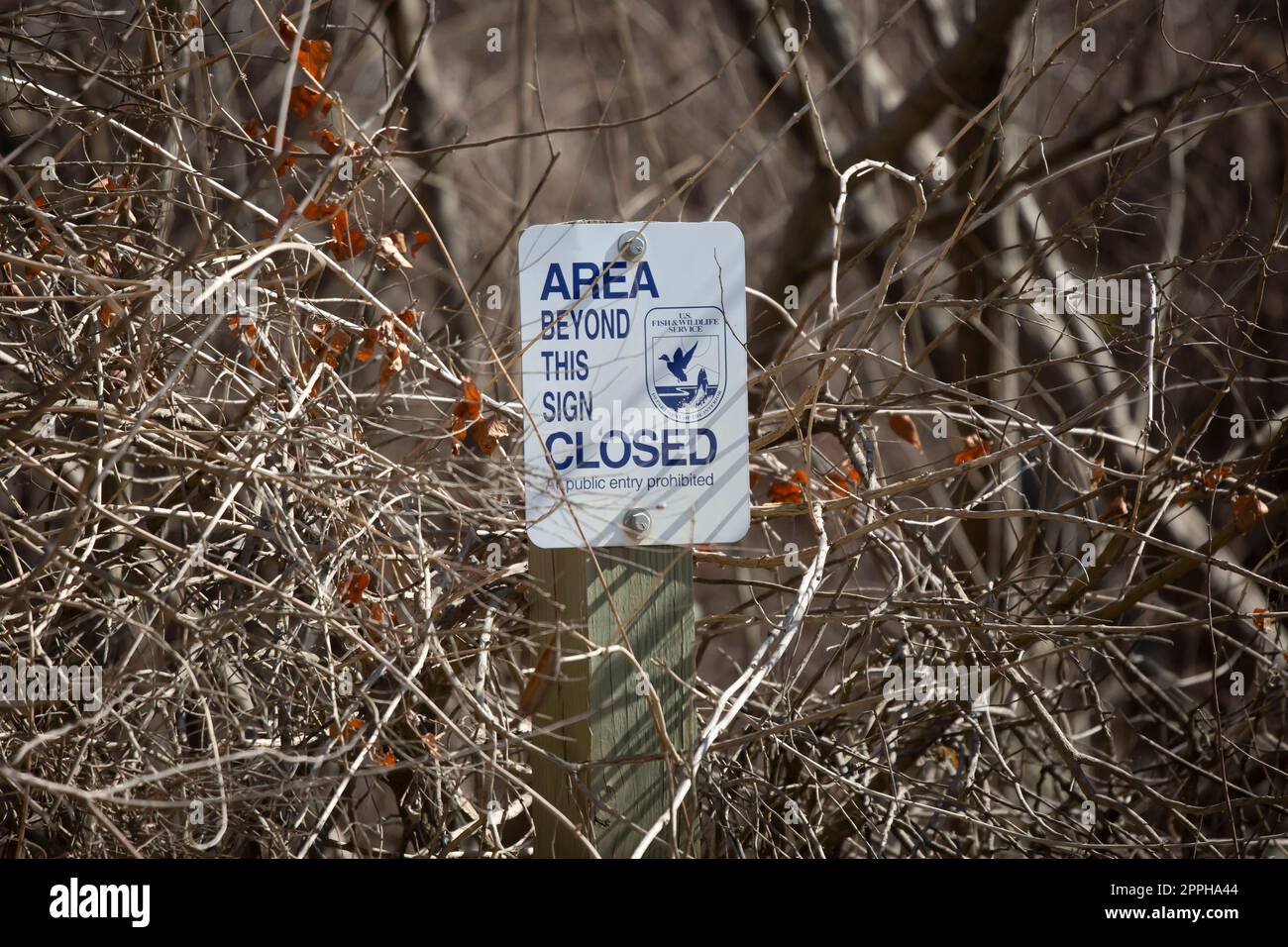 Service area sign hi-res stock photography and images - Alamy