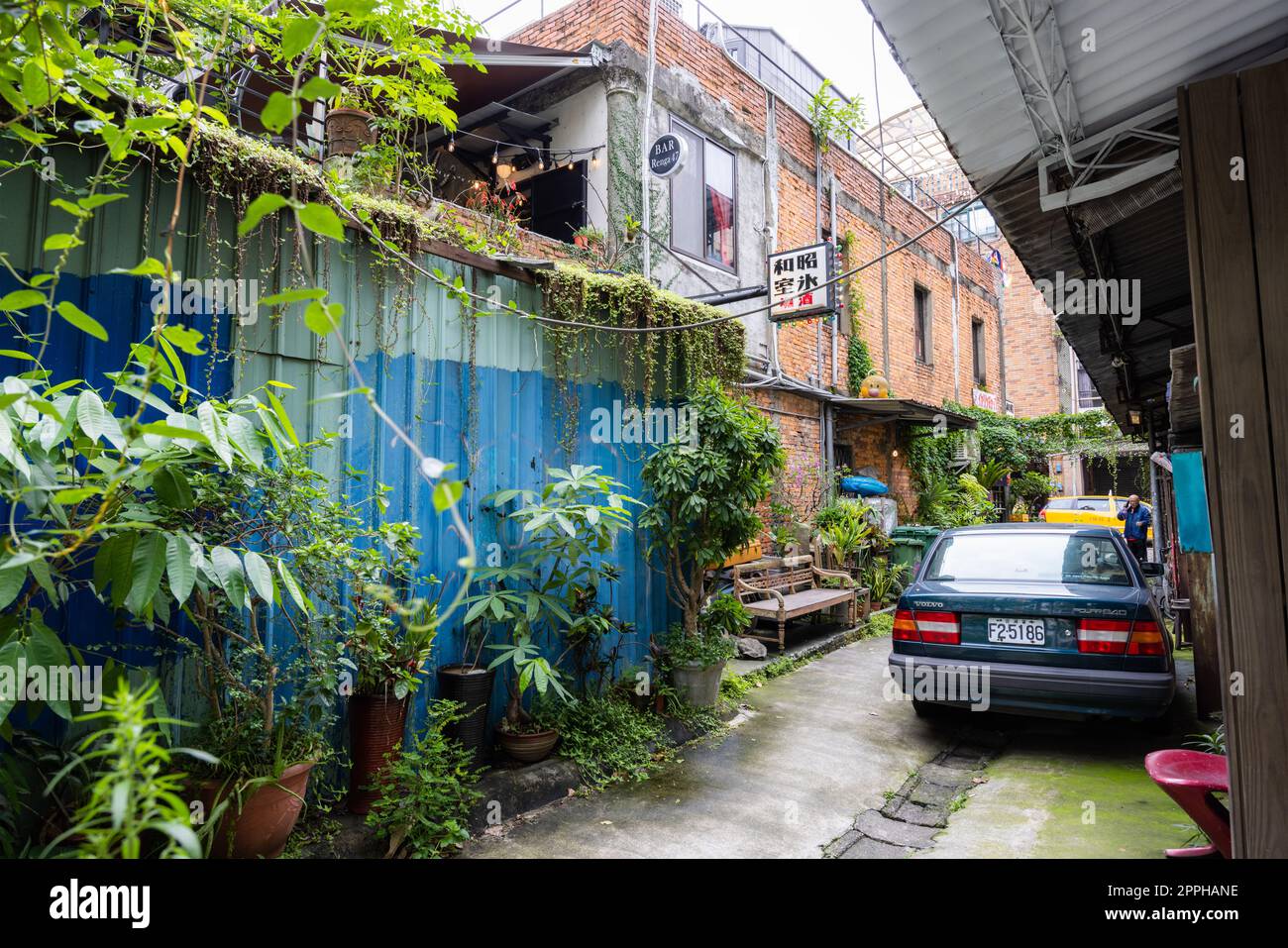 Taipei, Taiwan 04 May 2022: Red brick building restaurant in Taipei ...