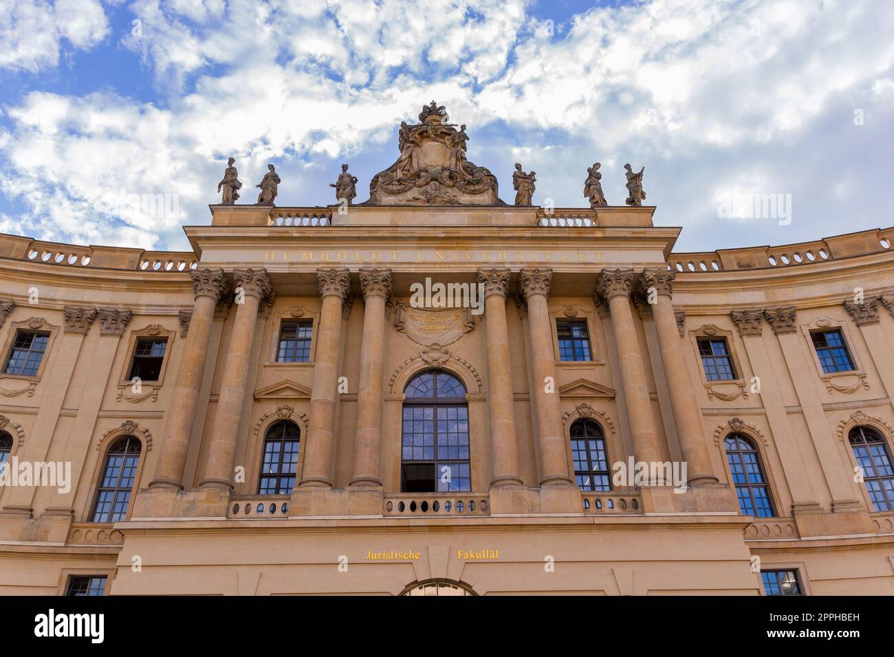 Historic baroque architecture university hi-res stock photography and ...