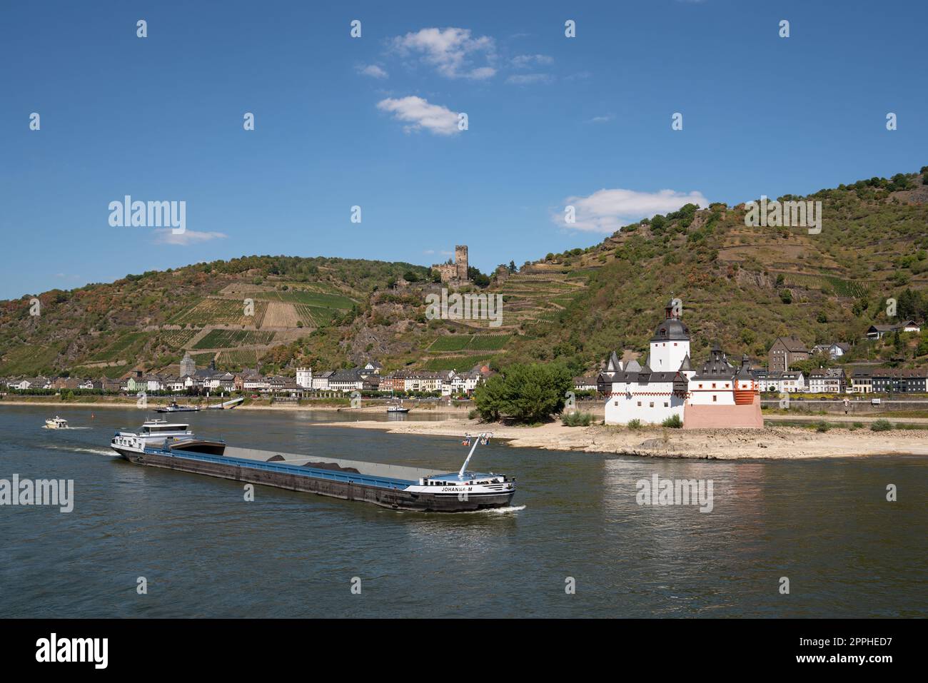 Inland navigation vessel, Rhine, Germany Stock Photo - Alamy