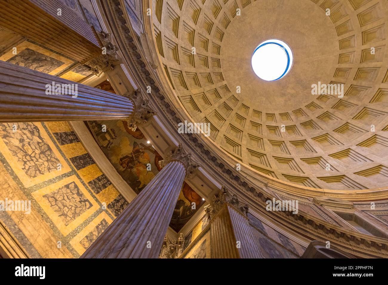 Famous pantheon ancient roman ceiling architecture in rome hi-res stock ...