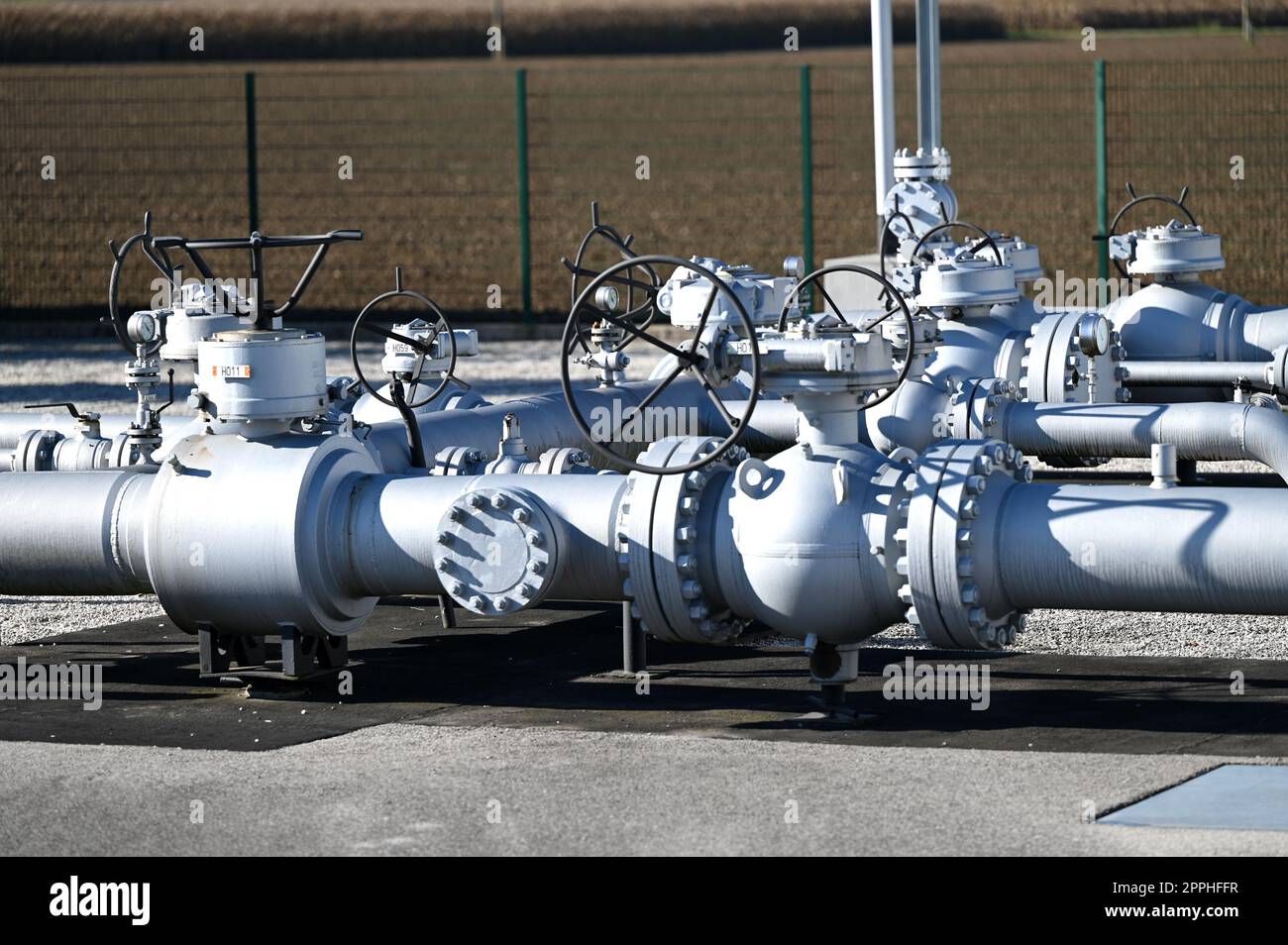 Gas station network hi-res stock photography and images - Alamy