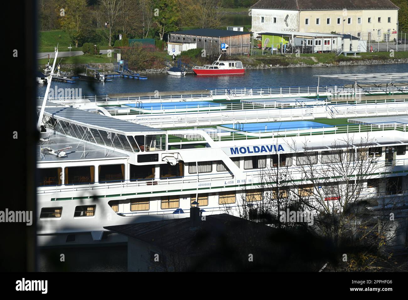 River cruise ships tourist hi-res stock photography and images - Alamy