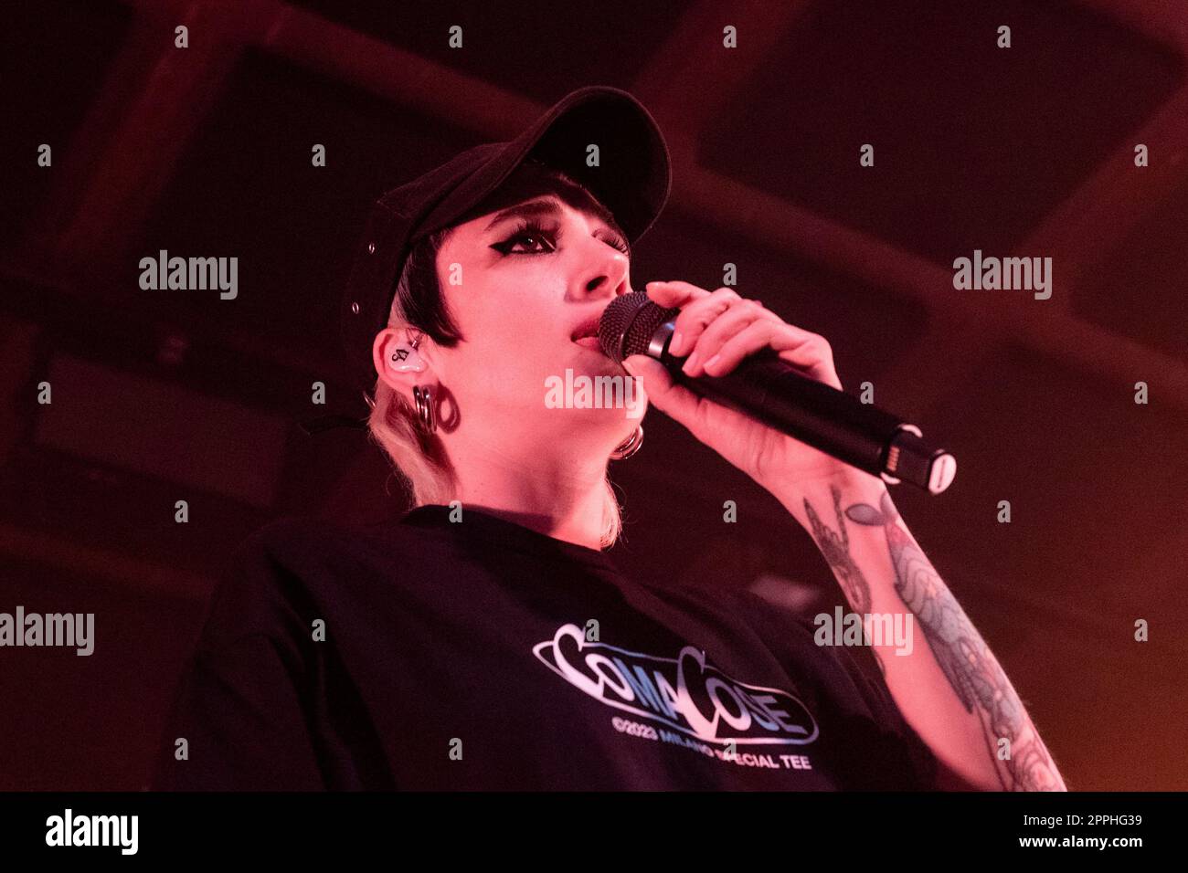 Francesca Mesiano "California" (Coma Cose Stock Photo - Alamy