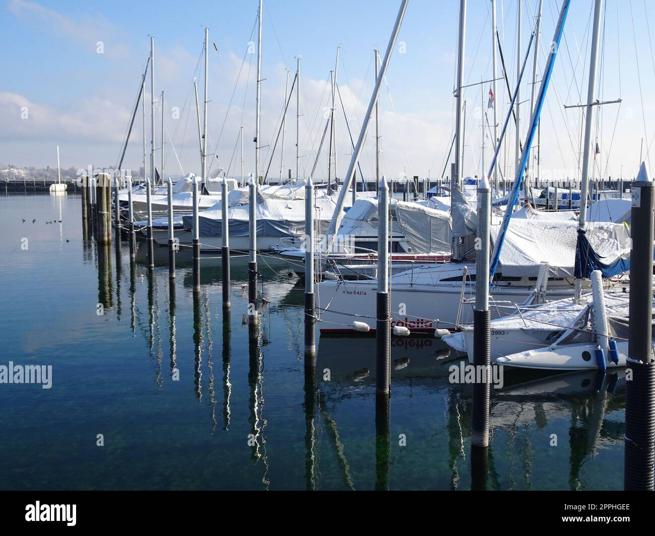Boote im Hafen Stock Photo - Alamy