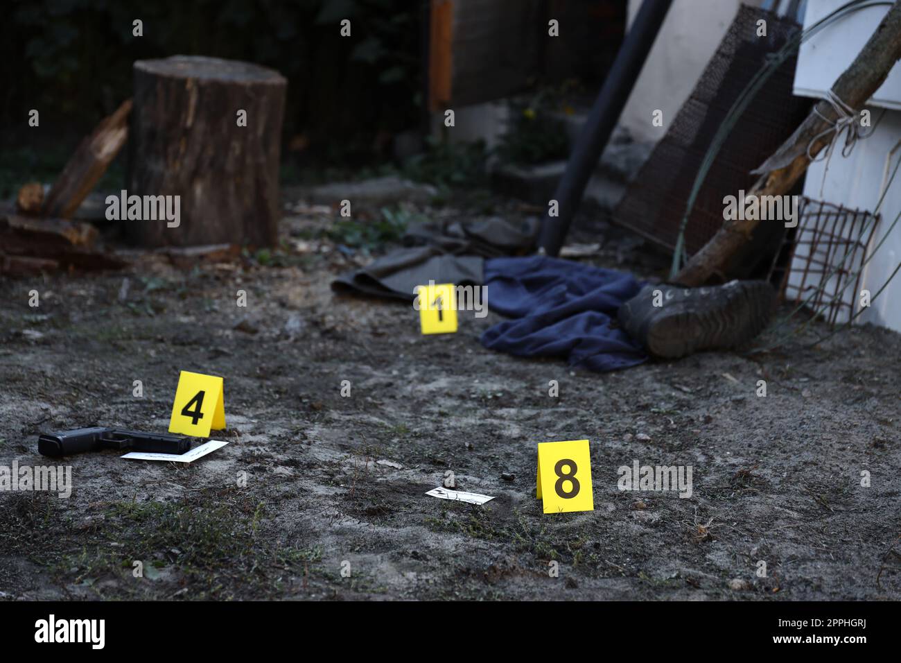 Crime scene investigation numbering hi-res stock photography and images ...