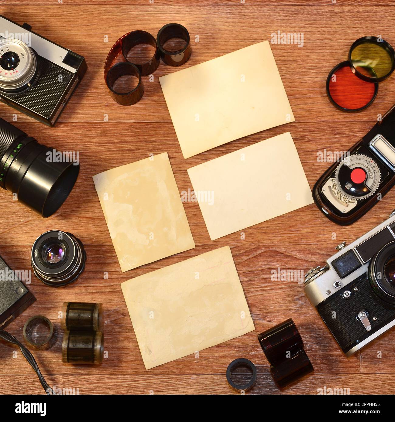 Still-life with old photography equipment Stock Photo - Alamy