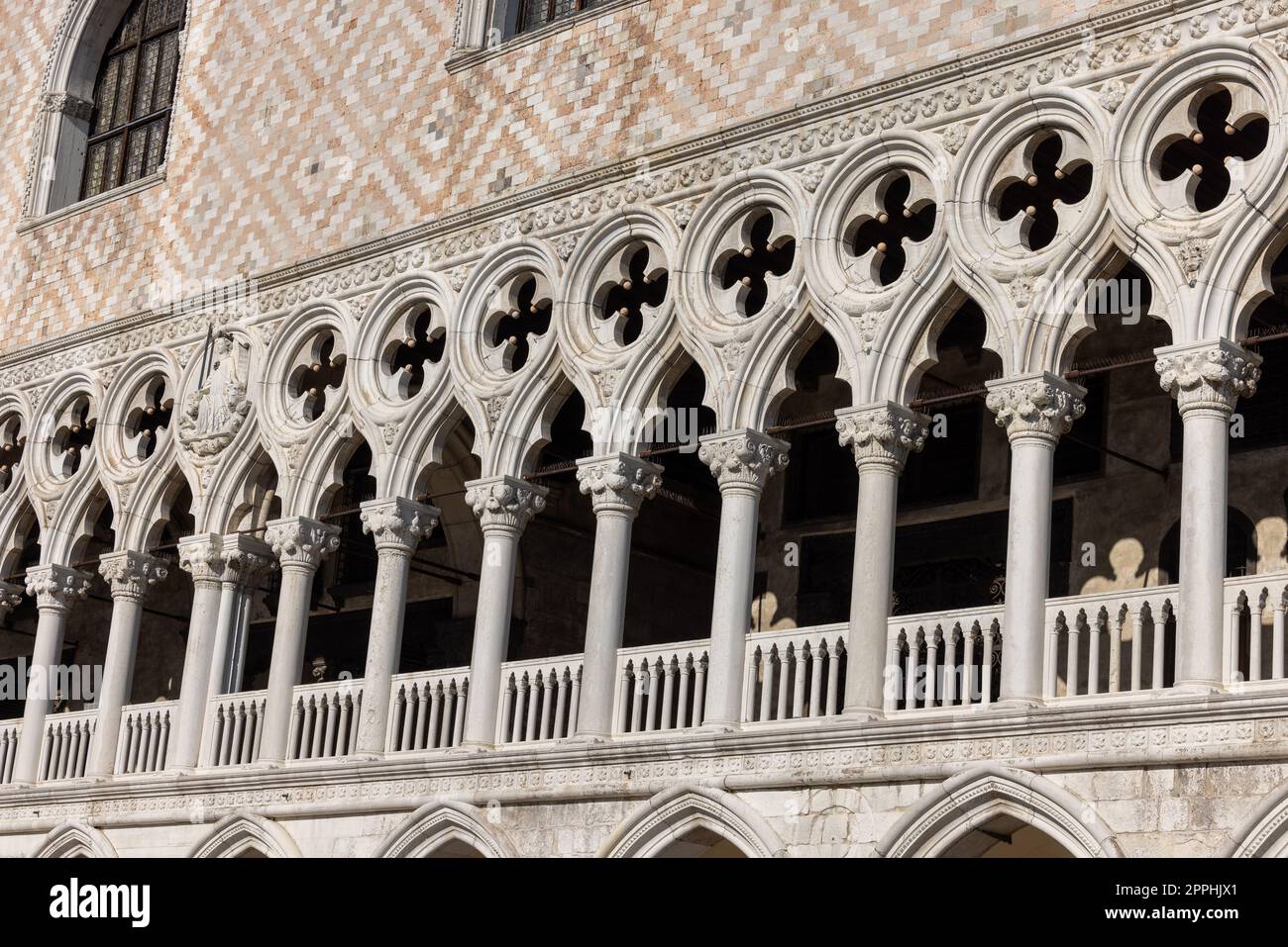 Venice. Italy - tracery from the Doge's Palace, one of Venice symbol ...