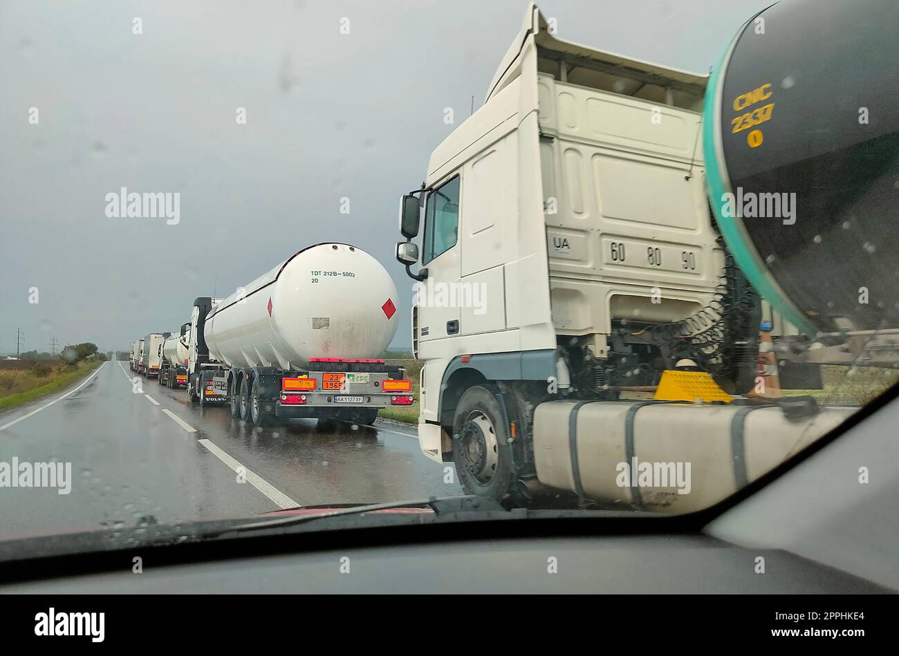 Romania border truck hi-res stock photography and images - Alamy