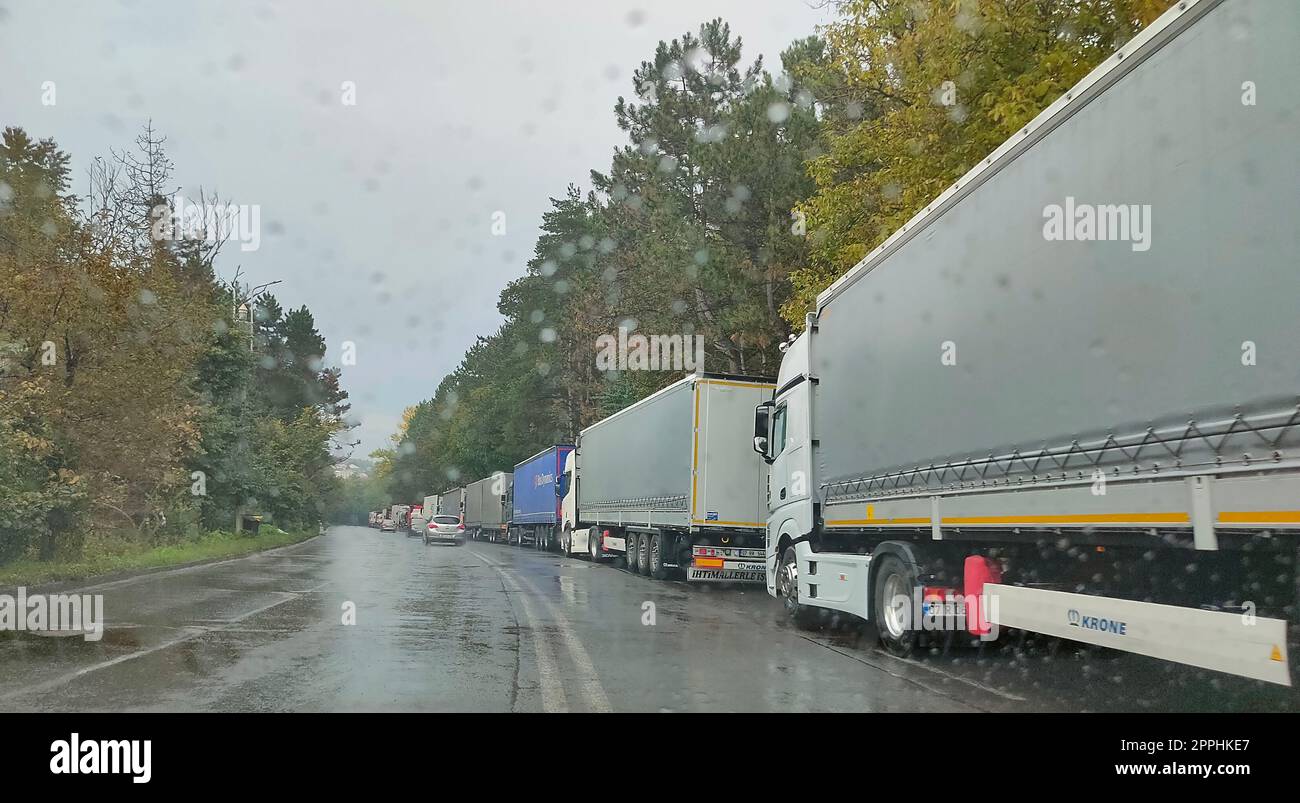 Romania border crossing hi-res stock photography and images - Alamy