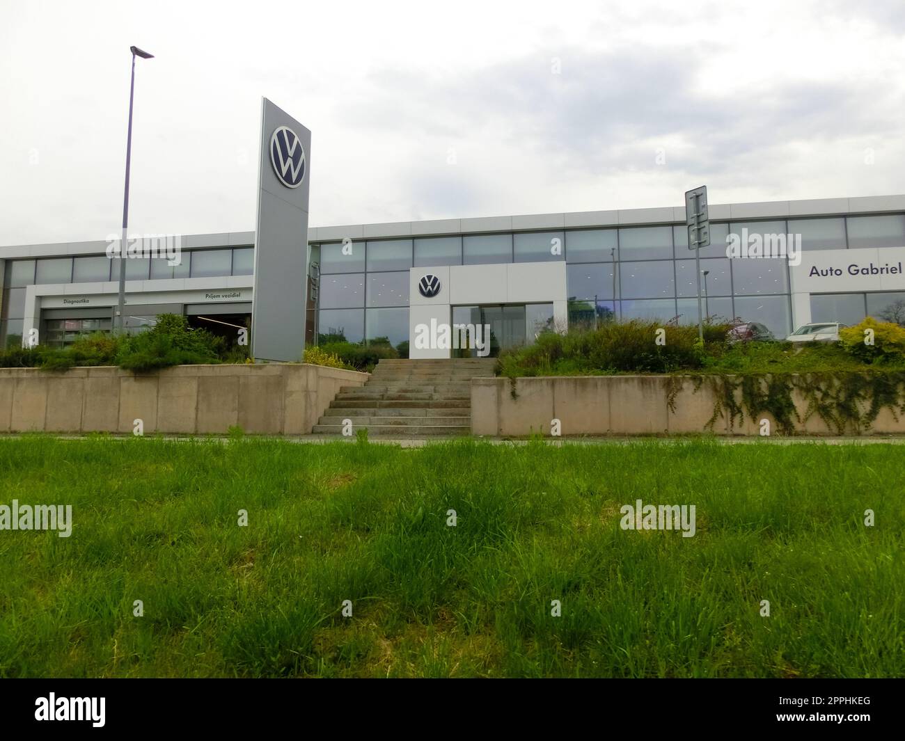 Volkswagen dealership sign in hi-res stock photography and images - Alamy