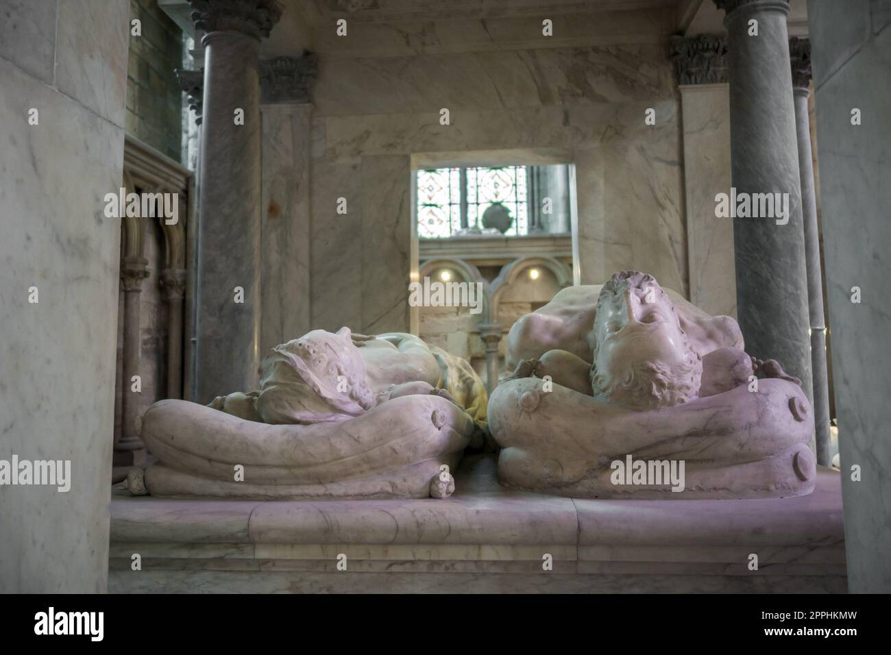 Tomb of King Louis XII and Anne de Bretagne, in Basilica of Saint-Denis ...