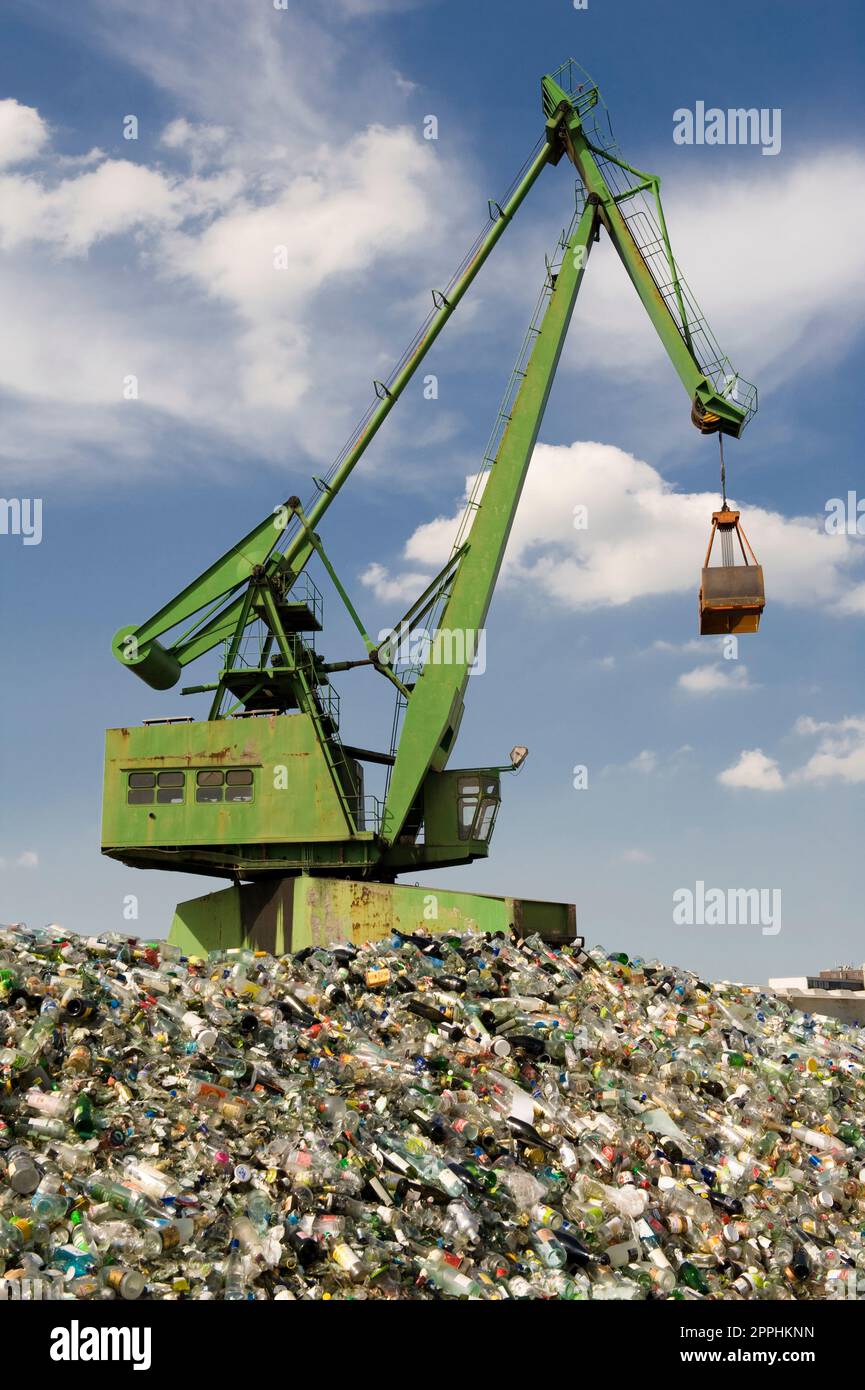 Glass recycling symbol hi-res stock photography and images - Alamy