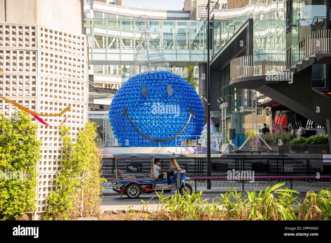 THAILAND BANGKOK SIAM SQUARE Stock Photo - Alamy