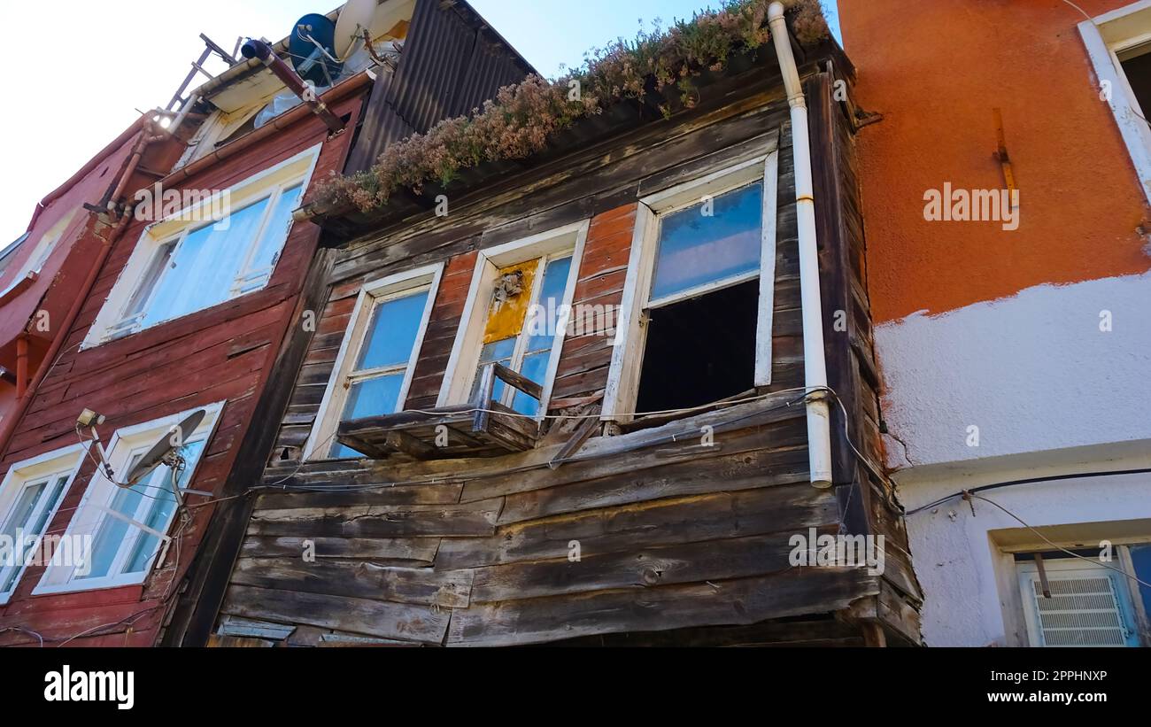 Istanbul, Turkey - Old house in Sultanahmet Stock Photo - Alamy