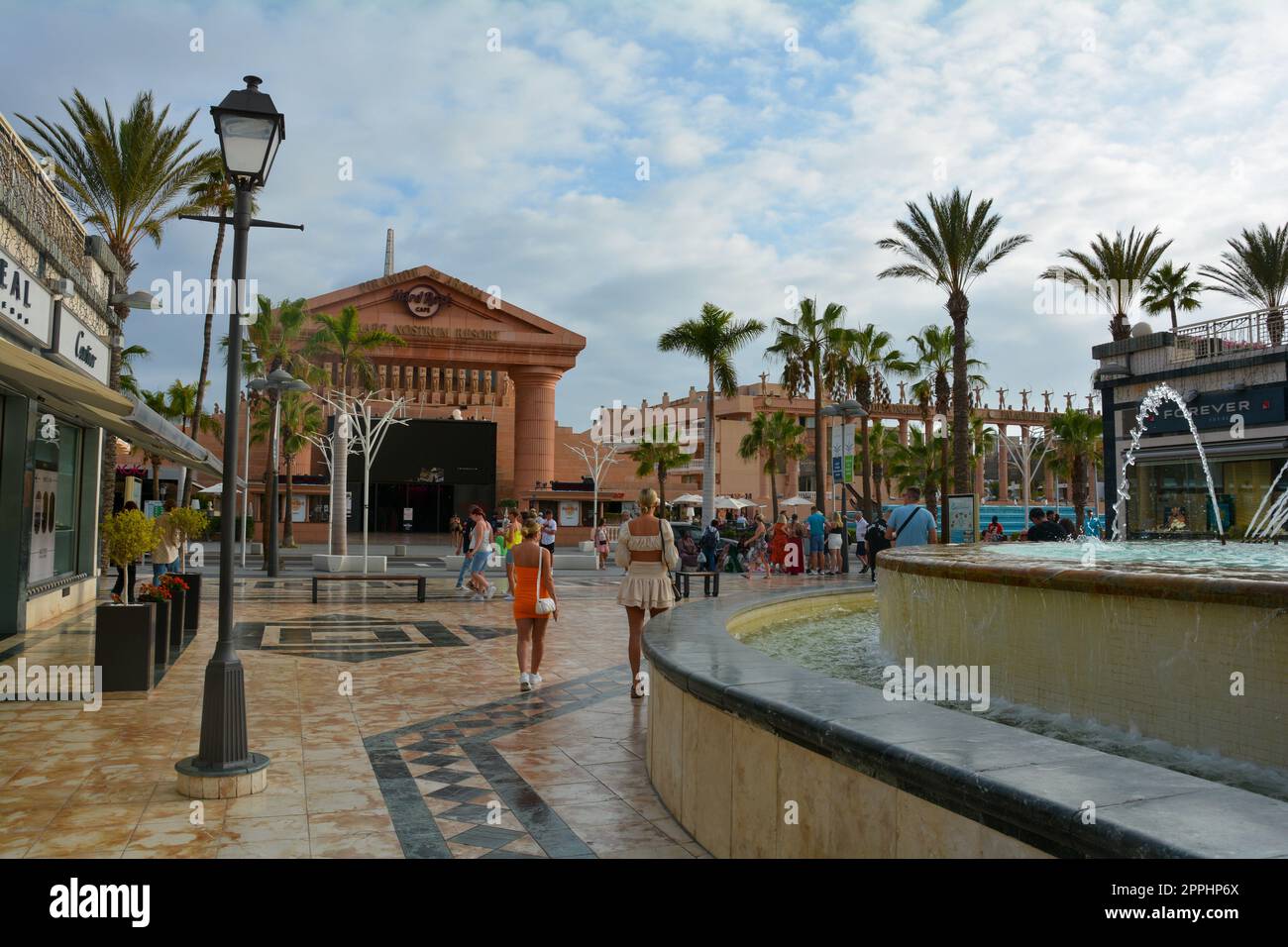 Cafe centro comercial hi-res stock photography and images - Alamy