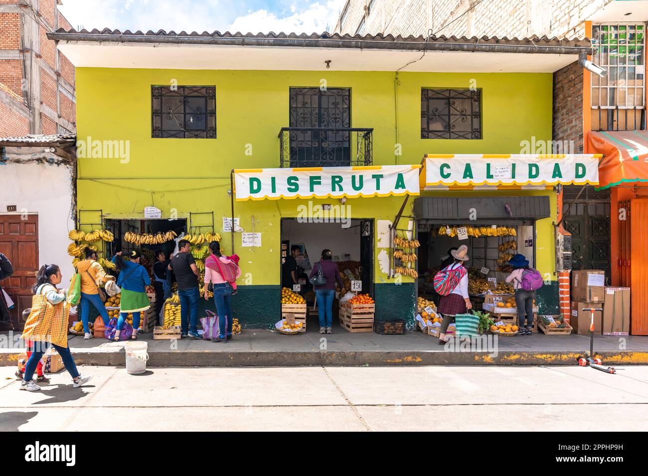 Latin american tower city road hi-res stock photography and images - Alamy