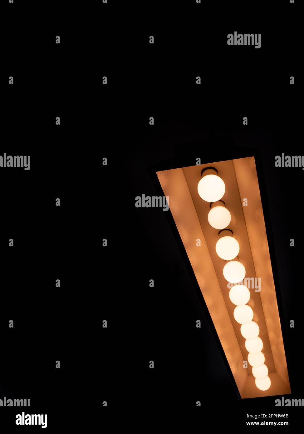 Row of ceiling lights hi-res stock photography and images - Alamy
