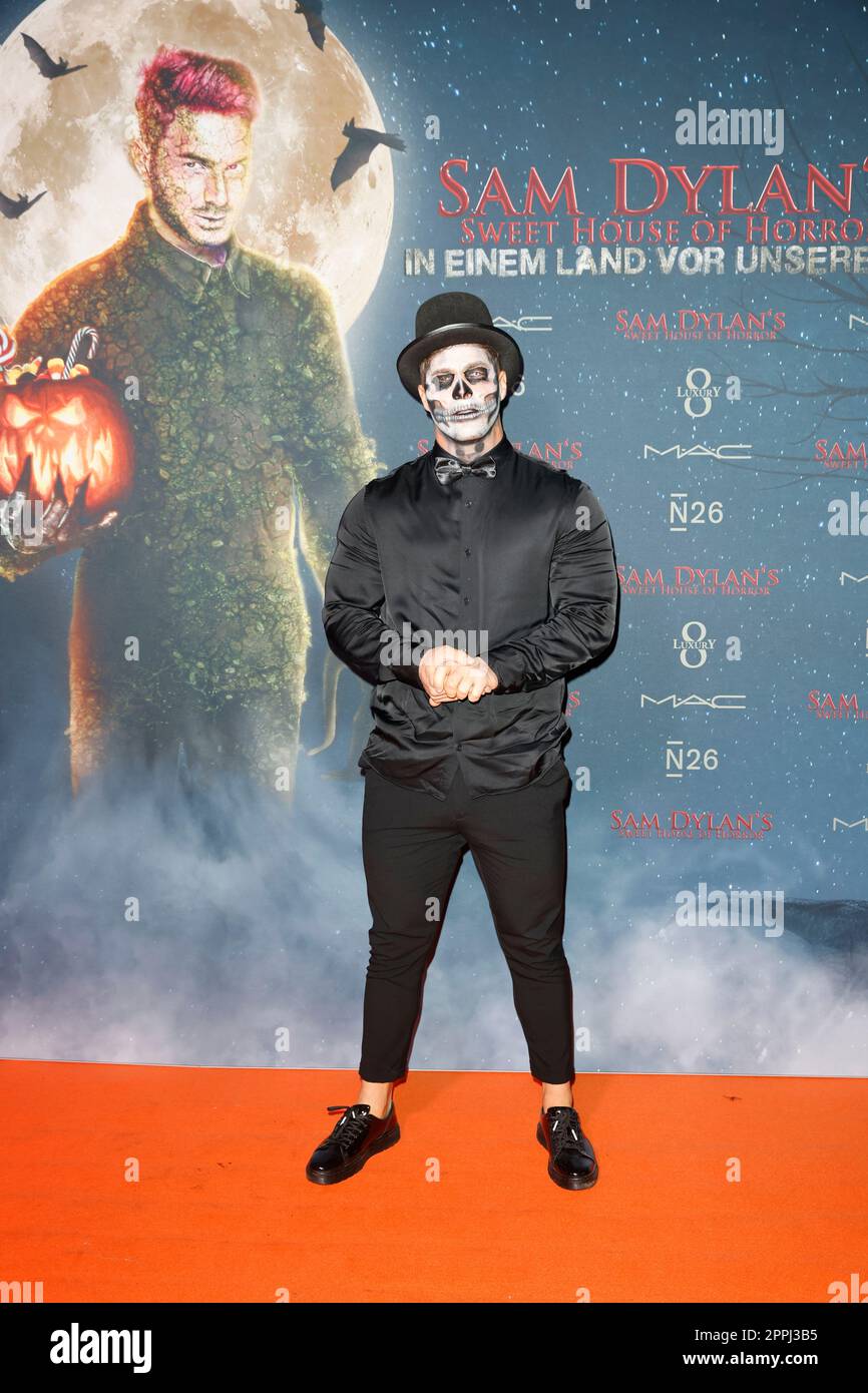 Tobias Tobi Wegner, Sam Dylans "Sweet House Of Horror" Halloween Party ...