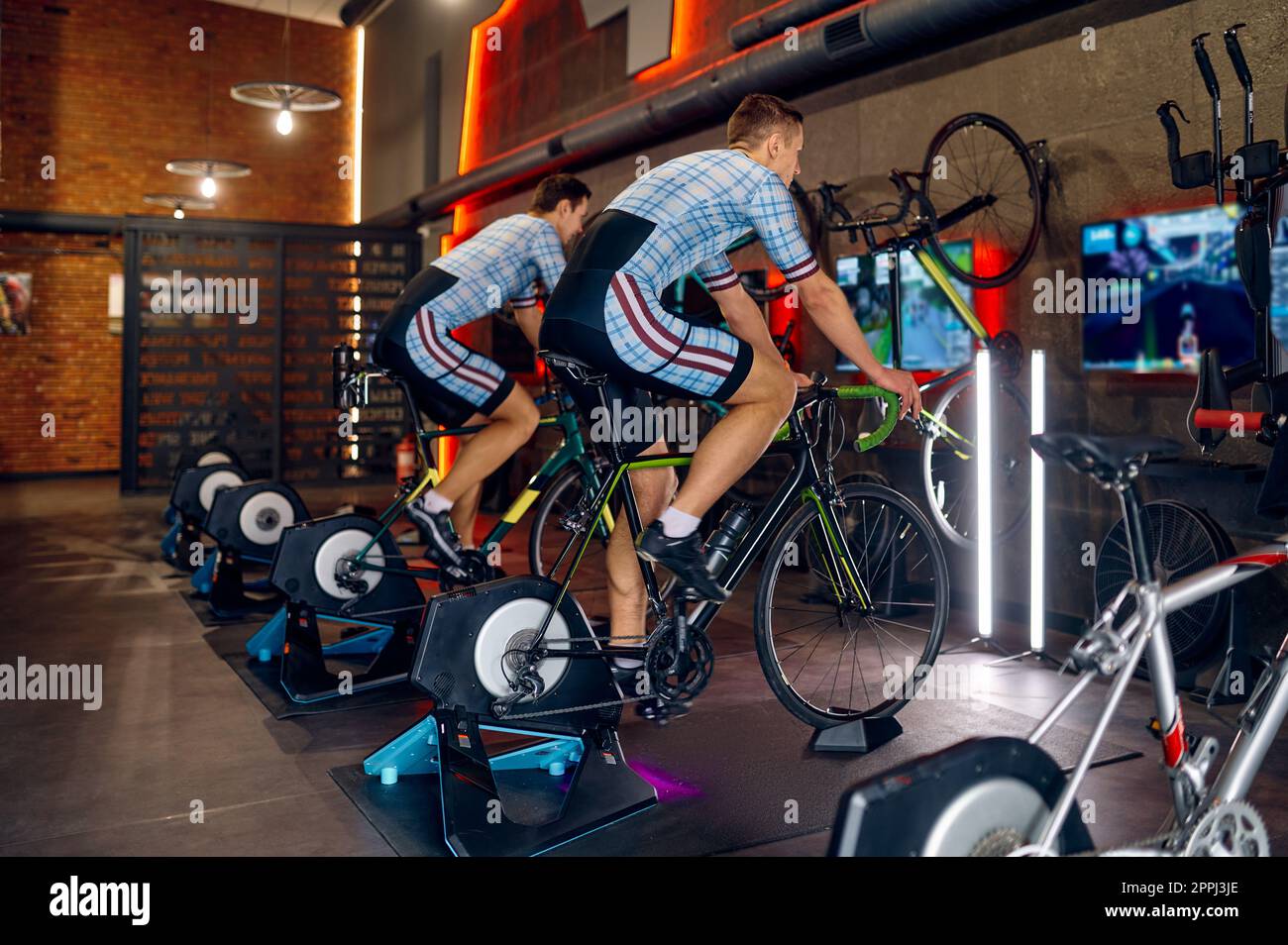 Gym bike exercise cycle machine hi-res stock photography and images - Alamy