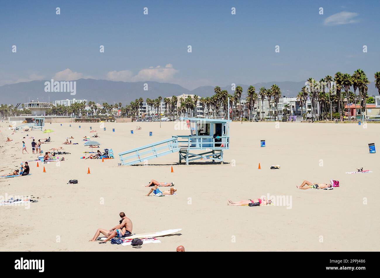 Usa sunny beach hi-res stock photography and images - Alamy