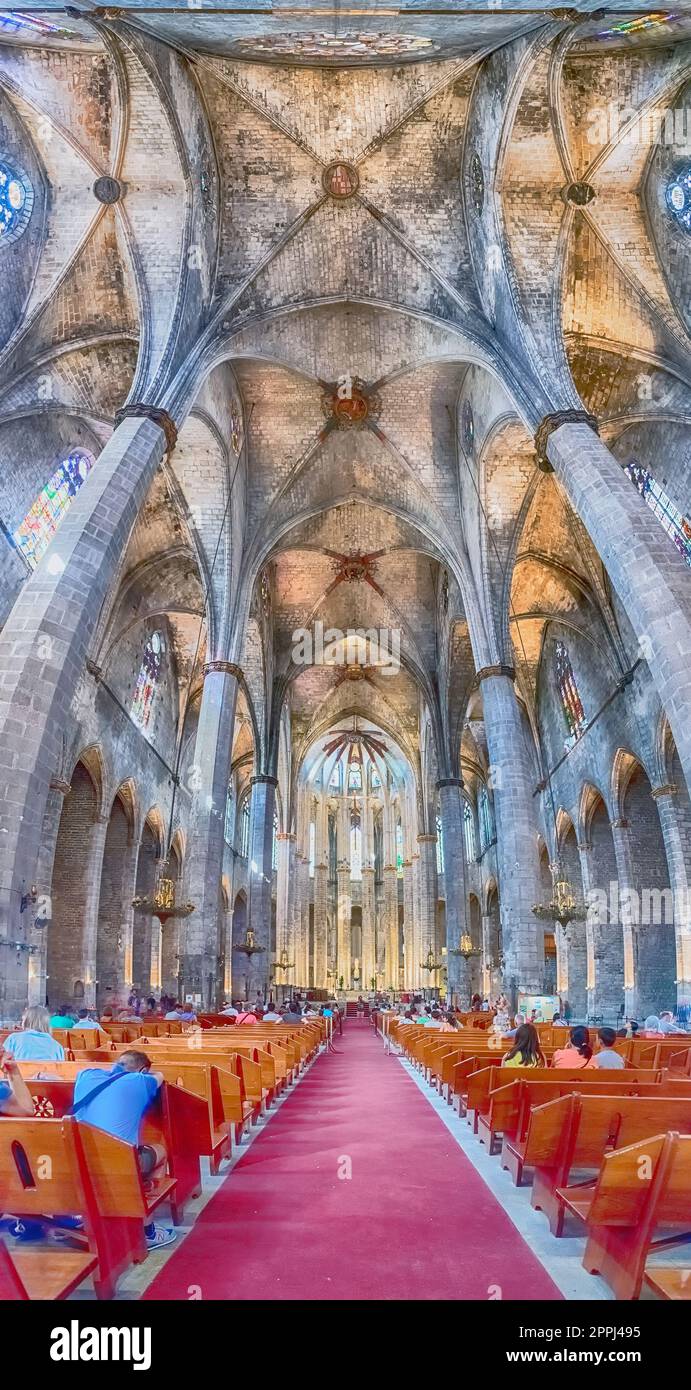 Interior of Santa Maria del Mar in Barcelona, Catalonia, Spain Stock ...