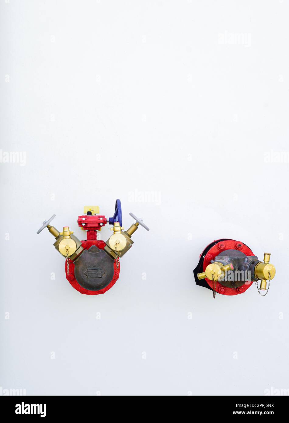 Extinguishing red hi-res stock photography and images - Alamy