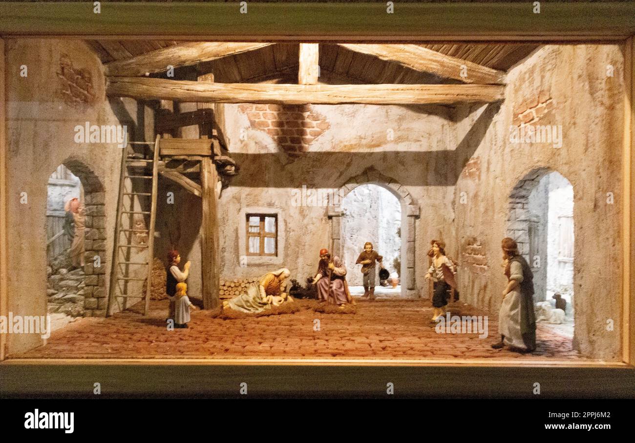 Birth of jesus manger hi-res stock photography and images - Alamy