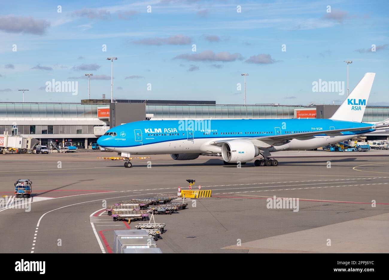 Asia plane hi-res stock photography and images - Alamy