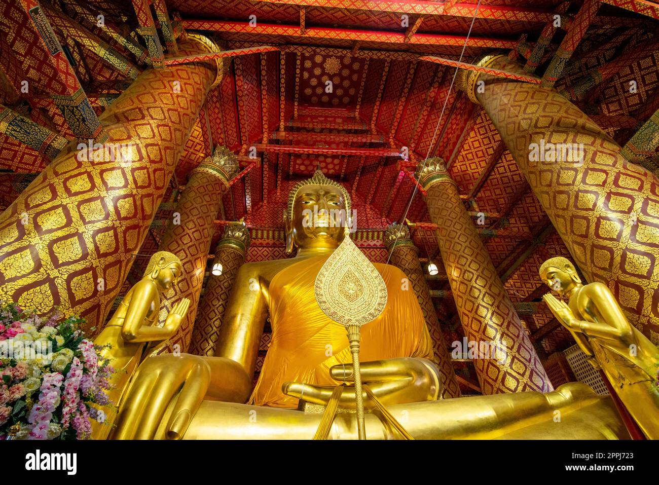 THAILAND AYUTTHAYA WAT PHANAN CHOENG Stock Photo - Alamy
