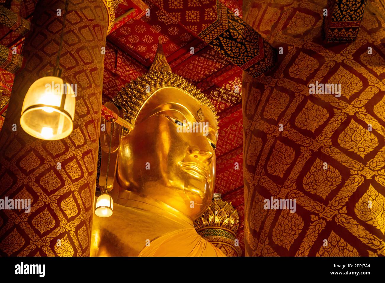 THAILAND AYUTTHAYA WAT PHANAN CHOENG Stock Photo - Alamy