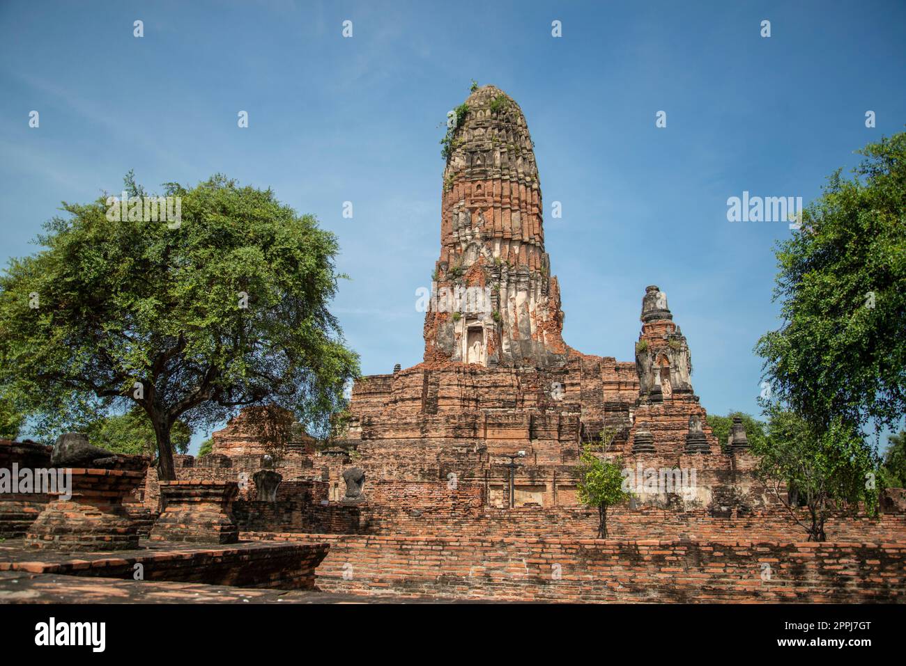 Wat phra ram hi-res stock photography and images - Alamy