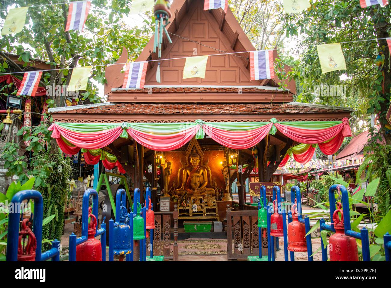 THAILAND AYUTTHAYA WAT THA KA RONG Stock Photo - Alamy