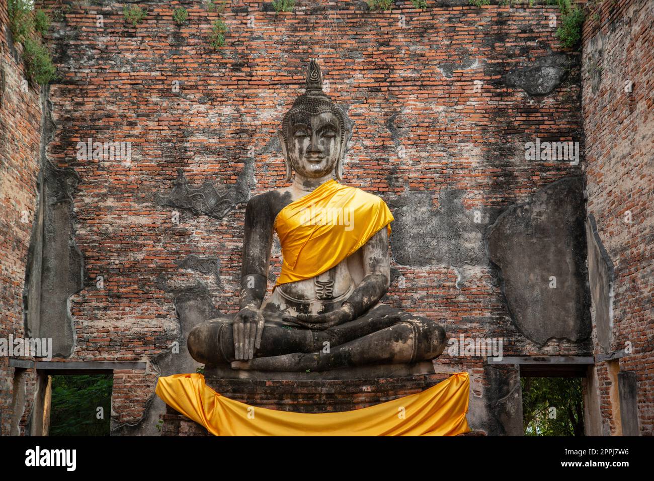 THAILAND AYUTTHAYA WAT BOROM PHUTTHARAM Stock Photo - Alamy