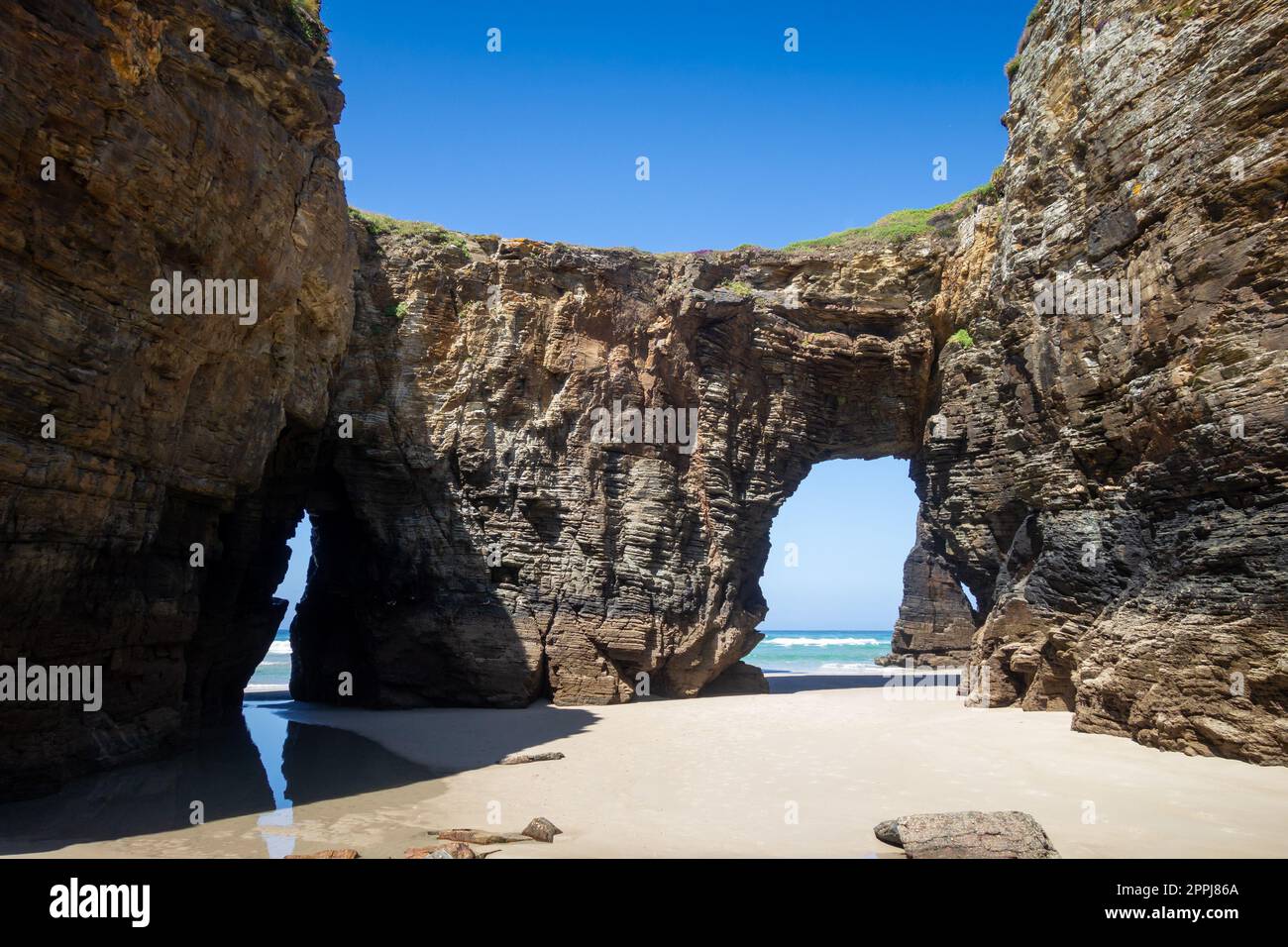 Cathedrals of spain hi-res stock photography and images - Alamy
