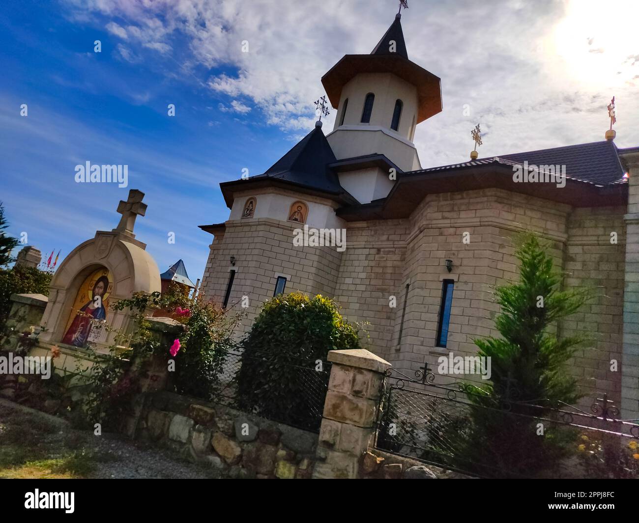Orthodox parish hi-res stock photography and images - Alamy
