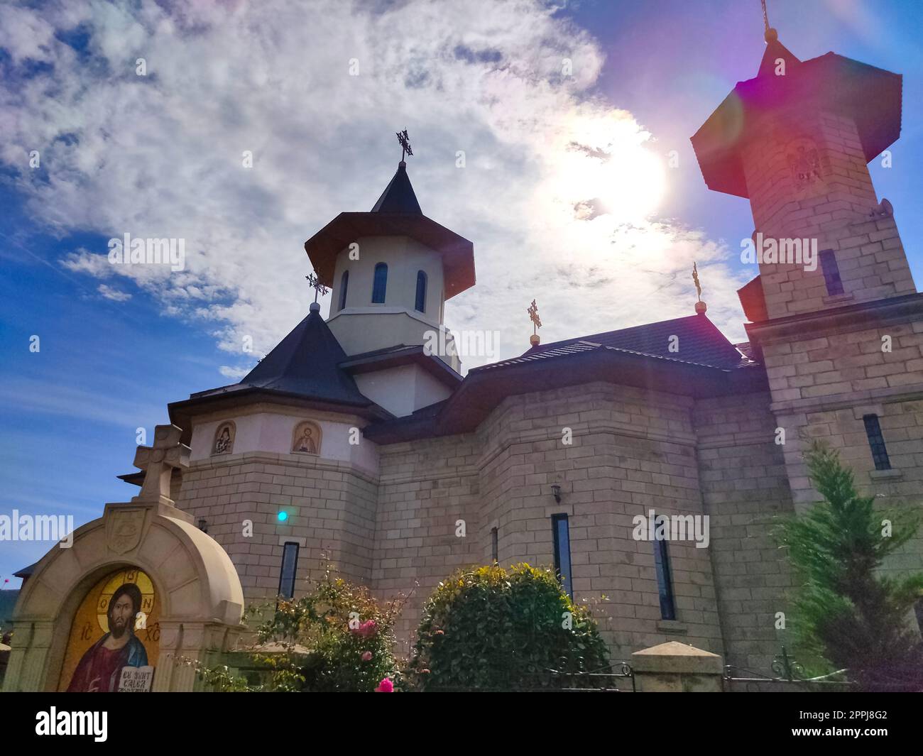 Orthodox parish hi-res stock photography and images - Alamy