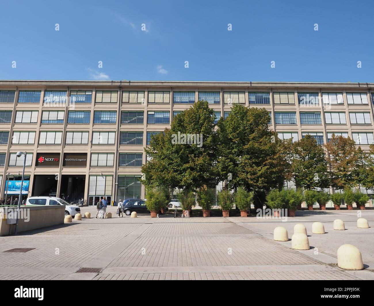 Lingotto Fiat car factory circa 1919 in Turin Stock Photo - Alamy