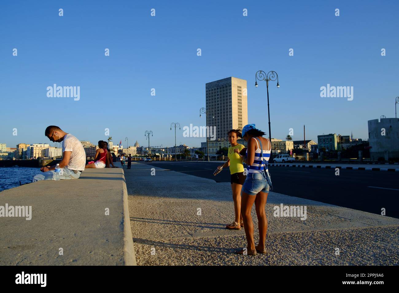 El malecon waterfront hi-res stock photography and images - Alamy