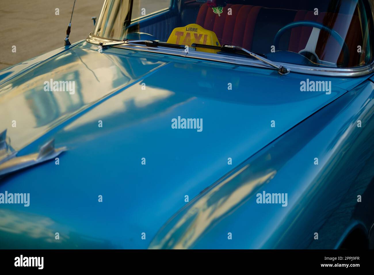 cuban taxi detail Stock Photo - Alamy