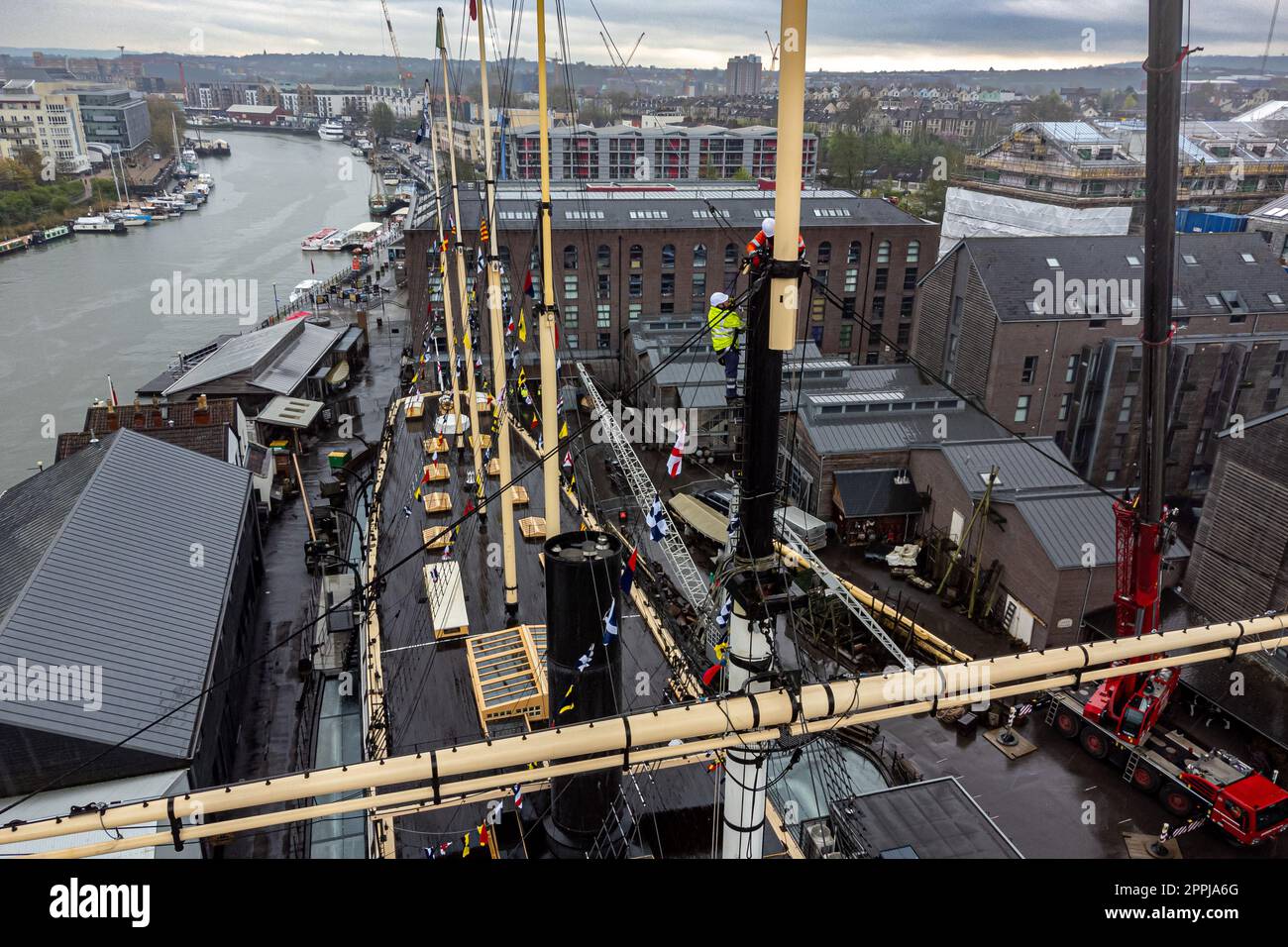 Engineers scale Brunel's SS Great Britain's mast number 2 as they work ...