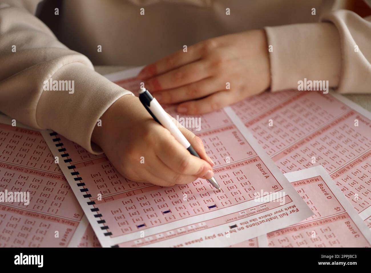 Number red hi-res stock photography and images - Alamy