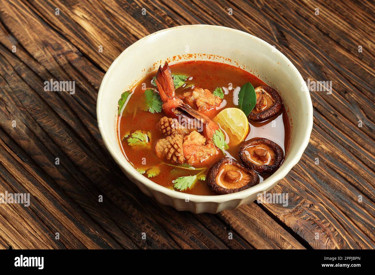 Tom Yam Kung, Spicy Shrimp Soup Popular Thai Hot and Sour Soup Recipe ...