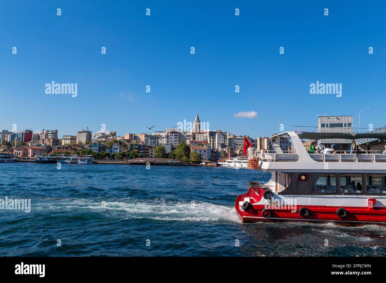 Bosphorus boat cruise tour view hi-res stock photography and images - Alamy