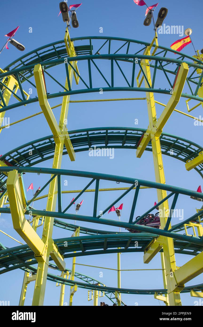 Vertical roller coaster hi-res stock photography and images - Alamy