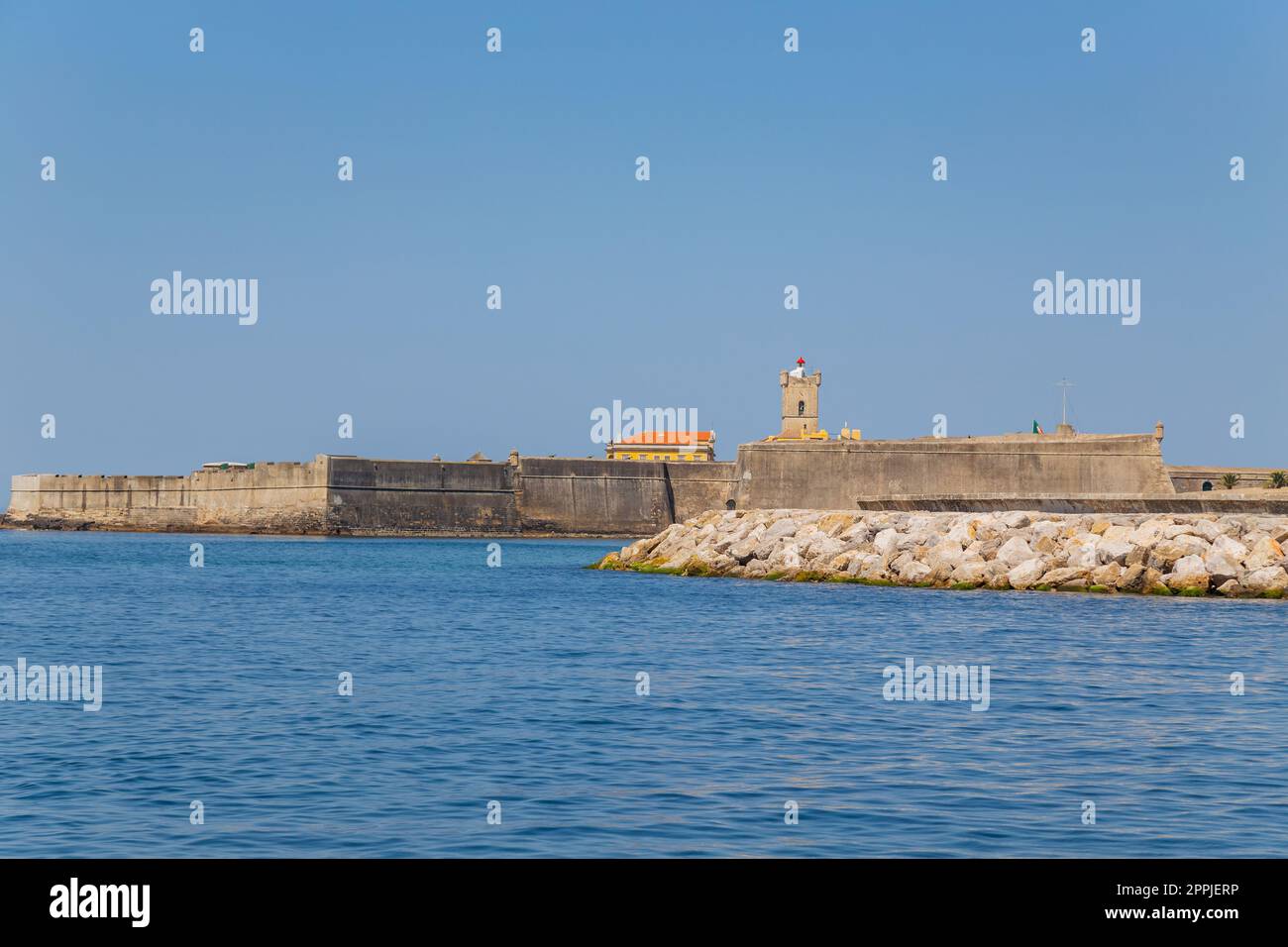 Portuguese beach barra hi-res stock photography and images - Alamy