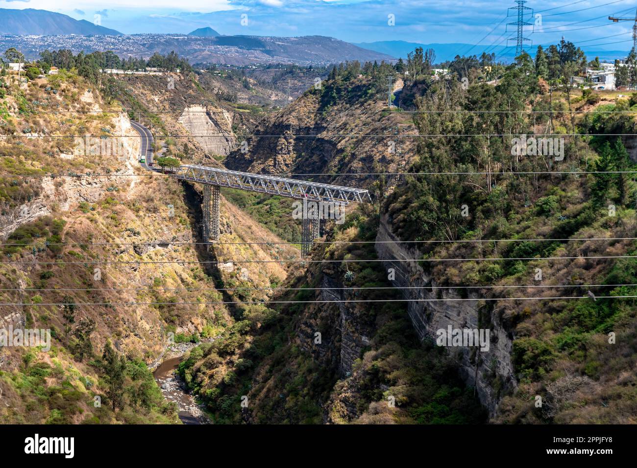 Landscape traffic road bridge hi-res stock photography and images - Alamy